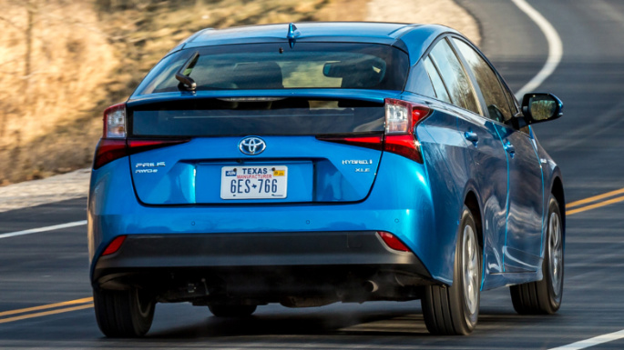 2020 Toyota Prius In-Depth Photos