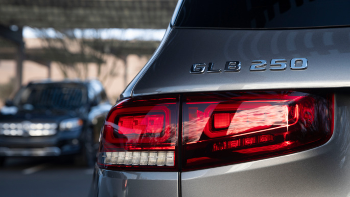 2020 Mercedes GLB In-Depth Photos