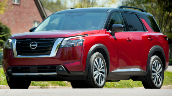 Nissan Pathfinder Generations