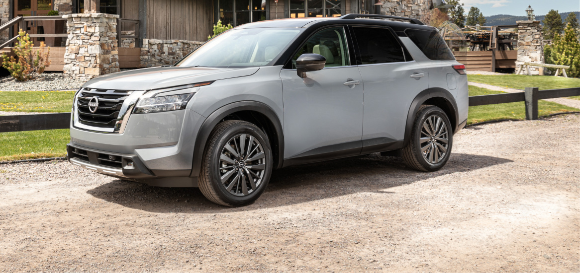 Nissan Pathfinder Generations