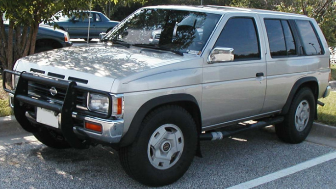 Nissan Pathfinder Generations